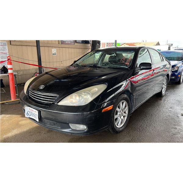 2004 Lexus ES 330