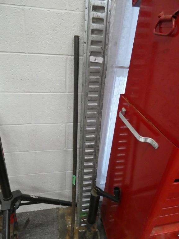 Triler Jack / Pry Bar / Tie Down Rail