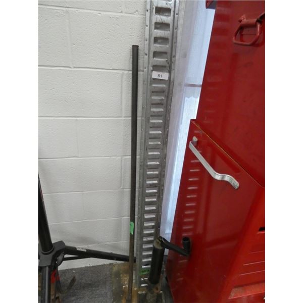 Triler Jack / Pry Bar / Tie Down Rail