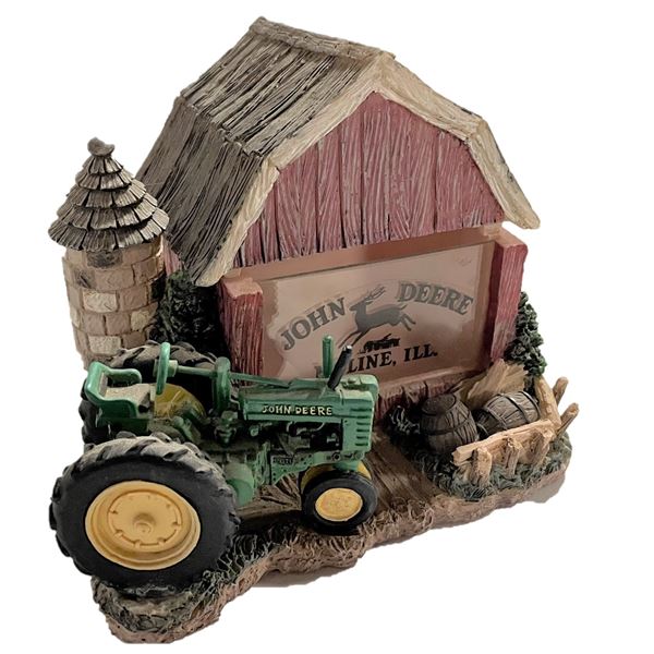 John Deer Resin Tractor and Barn Box
