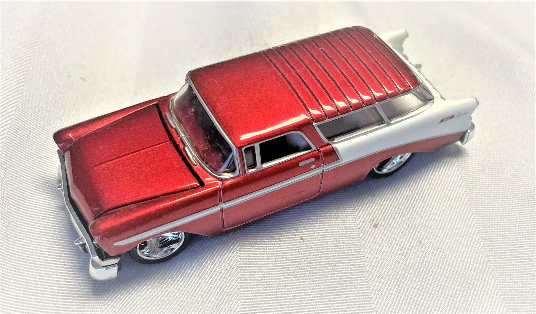 Foose 1956 Chevy Nomad Die Cast Car - RED