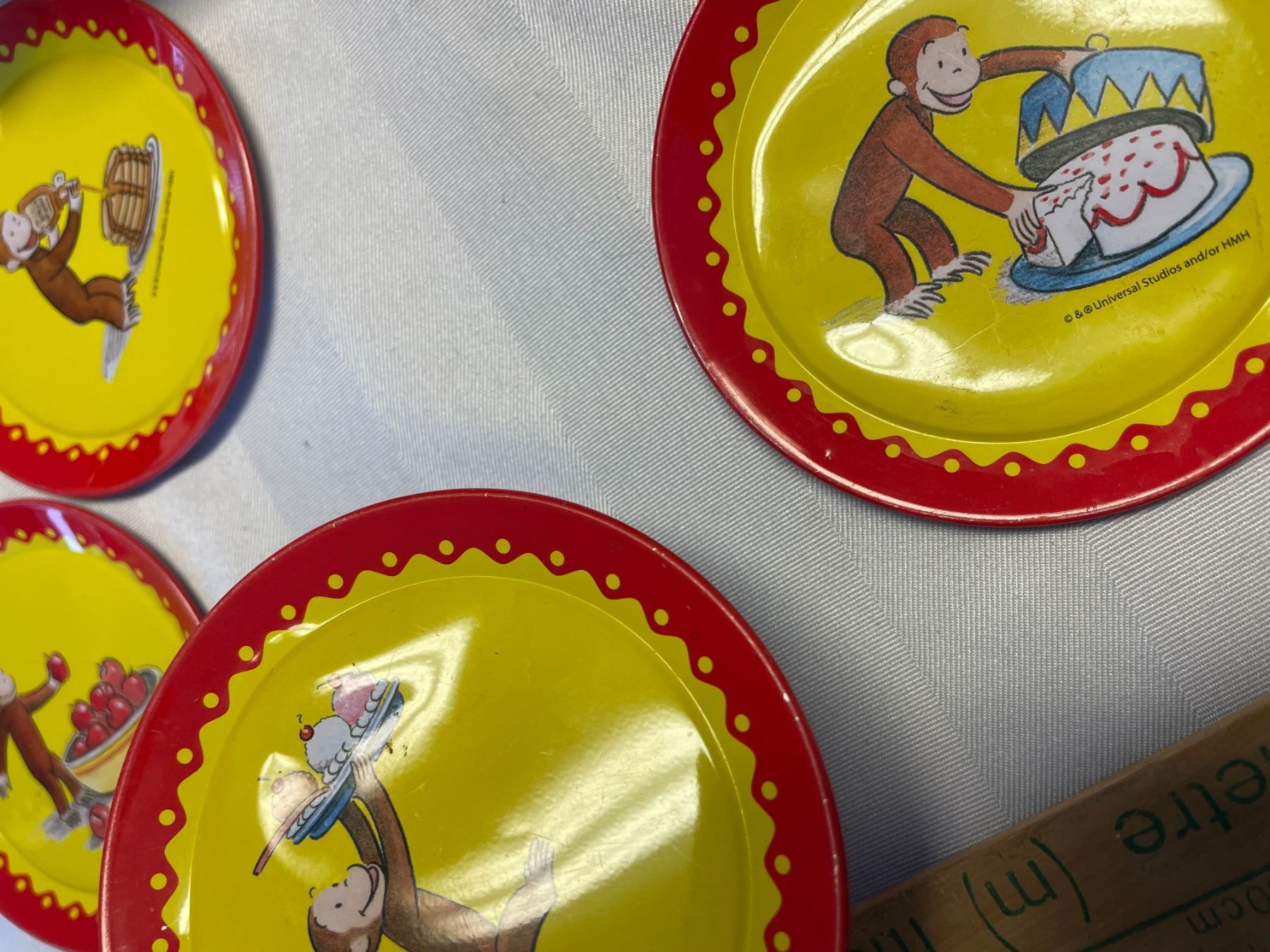 Schylling Curious George Tin Tea Set 14 Pieces Teapot, Tea Cups, Plates ...