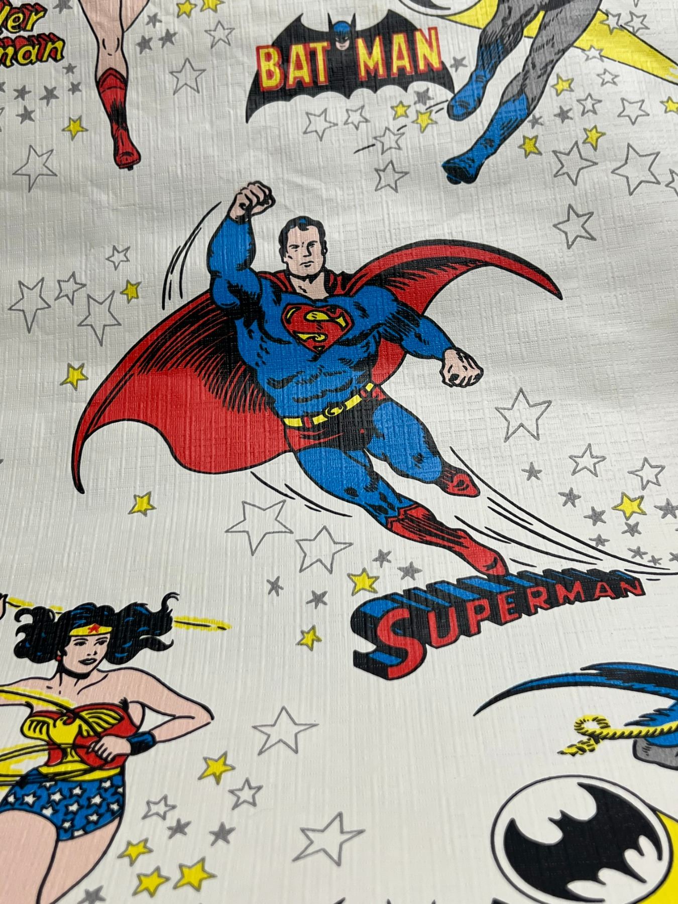 Vintage DC Comics Superman Bat Man Super Hero Wall Paper (approx: 21" wide)