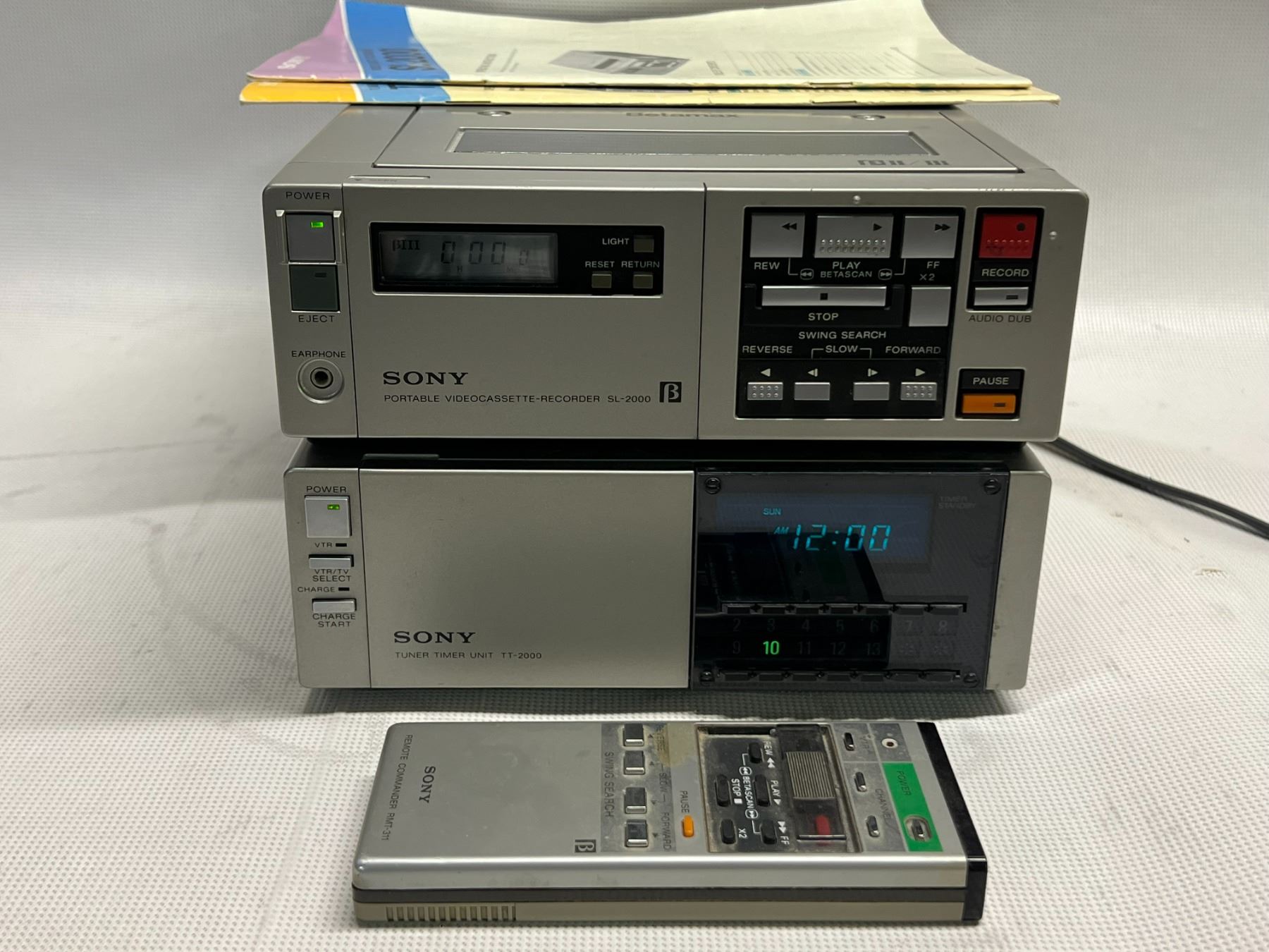 Sony Portable Betamax SL-2000 VCR & Tuner Timer TT-2000