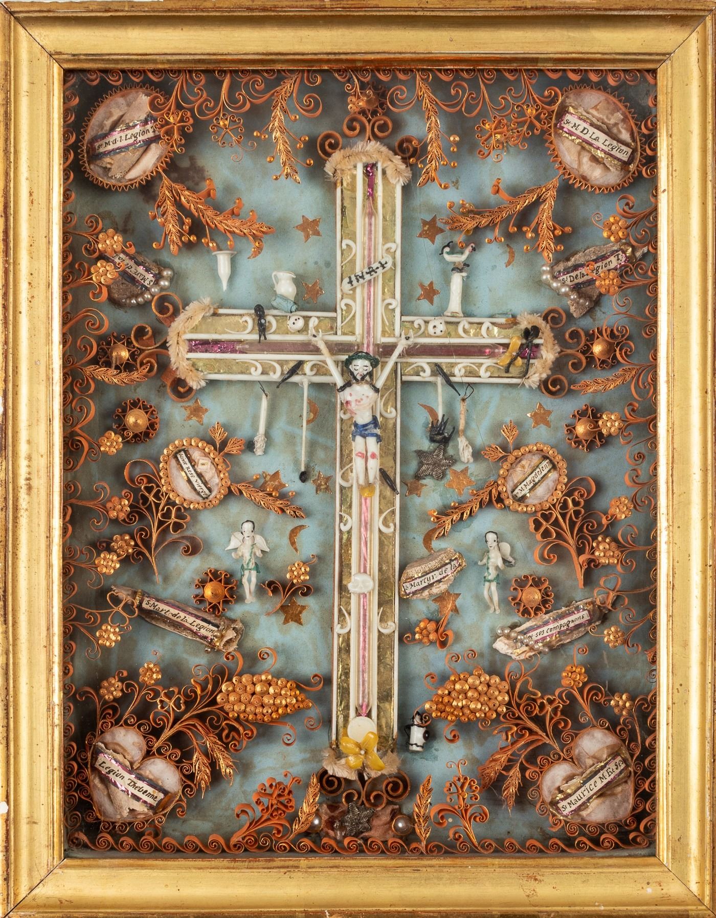 11 FIRST CLASS SAINT RELICS DISPLAY