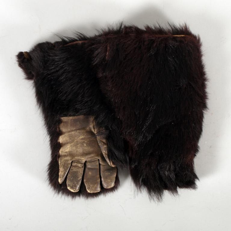 Plain Black Bear Skin Gloves