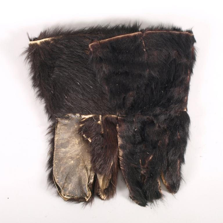 Pair of Three Finger Black Bear Mittens