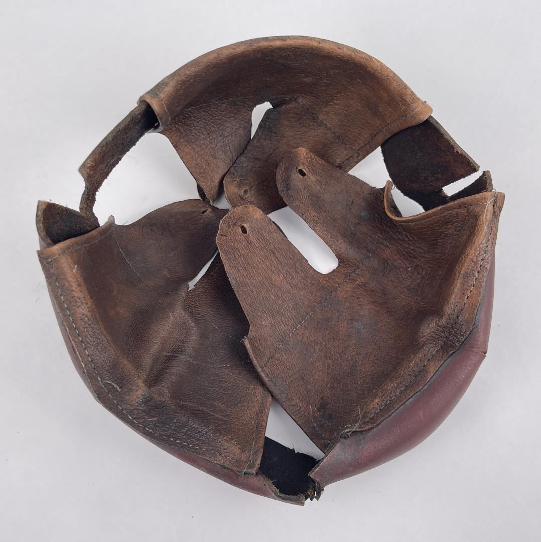 WW2 Japanese Leather Helmet Liner