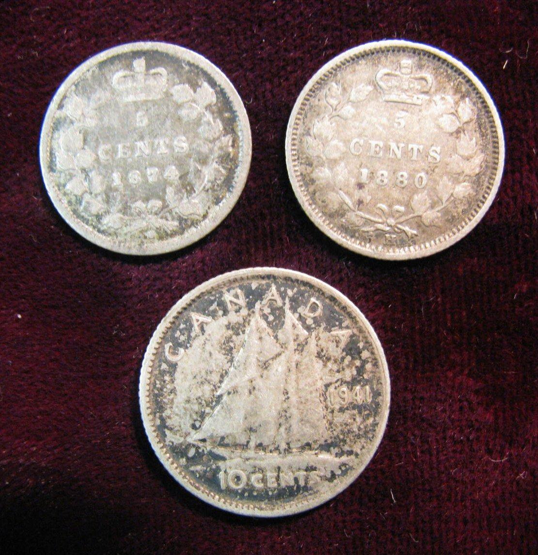 464. 1874 H, 1880 H Canada Silver Nickels, 1941 Canada Silver Dime. G-F