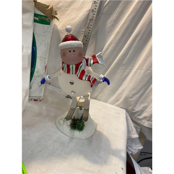 Color changing snowman decor