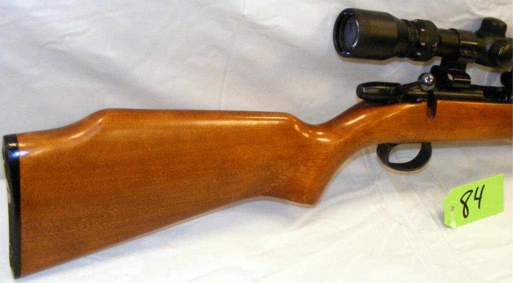 Remington 582 .22cal LR Bolt Action Rifle w/Scope
