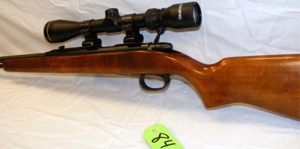 Remington 582 .22cal LR Bolt Action Rifle w/Scope