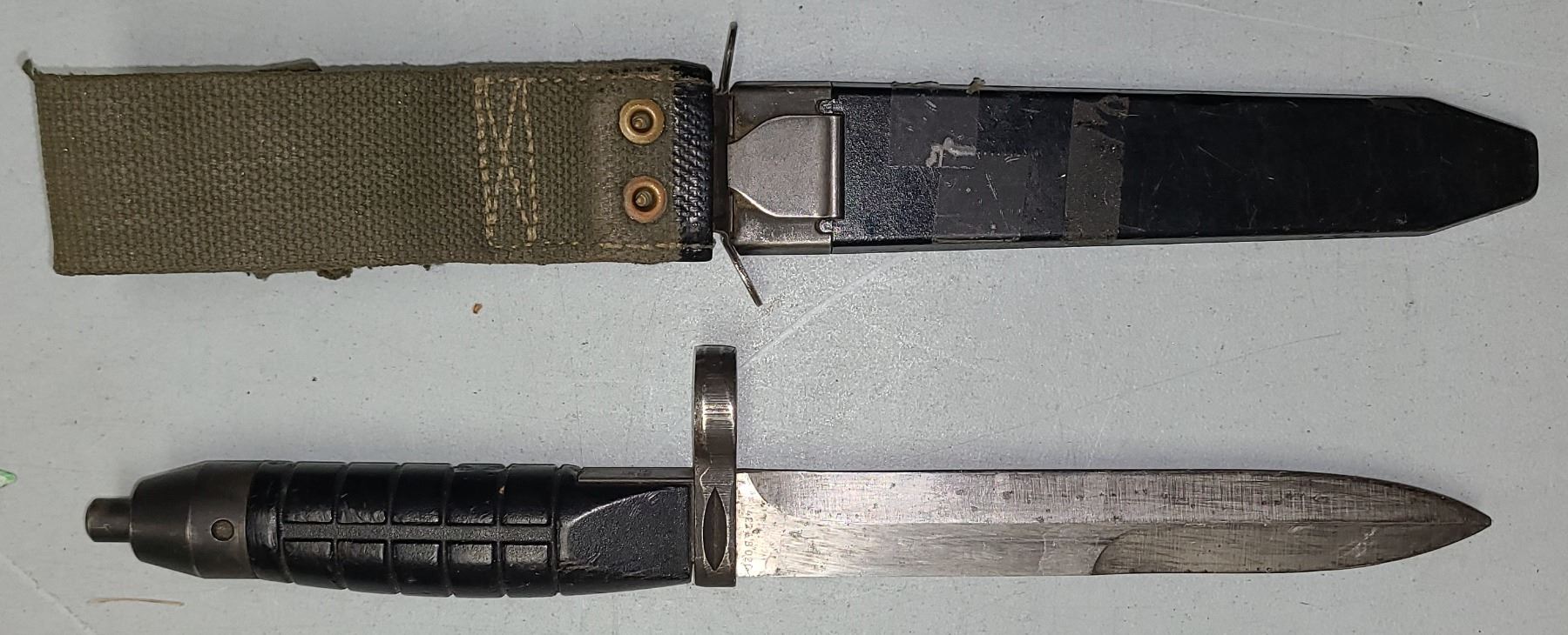 Swedish AK4 automatic rifle Bayonet & Scabbard