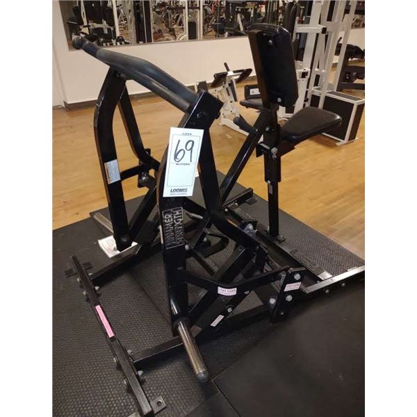 HAMMER STRENGTH ROW MACHINE