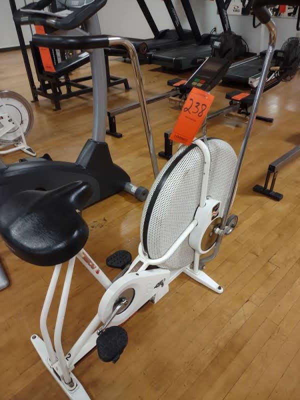 ROSS FUTURA 950 STATIONARY BICYCLE