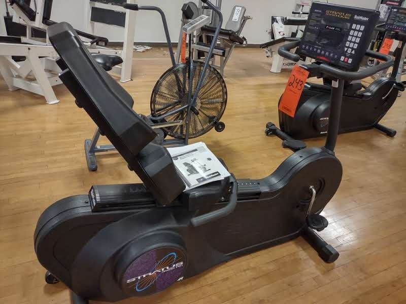 STAIRMASTER STRATUS 3900 RC (COST $2,900.00 NEW)