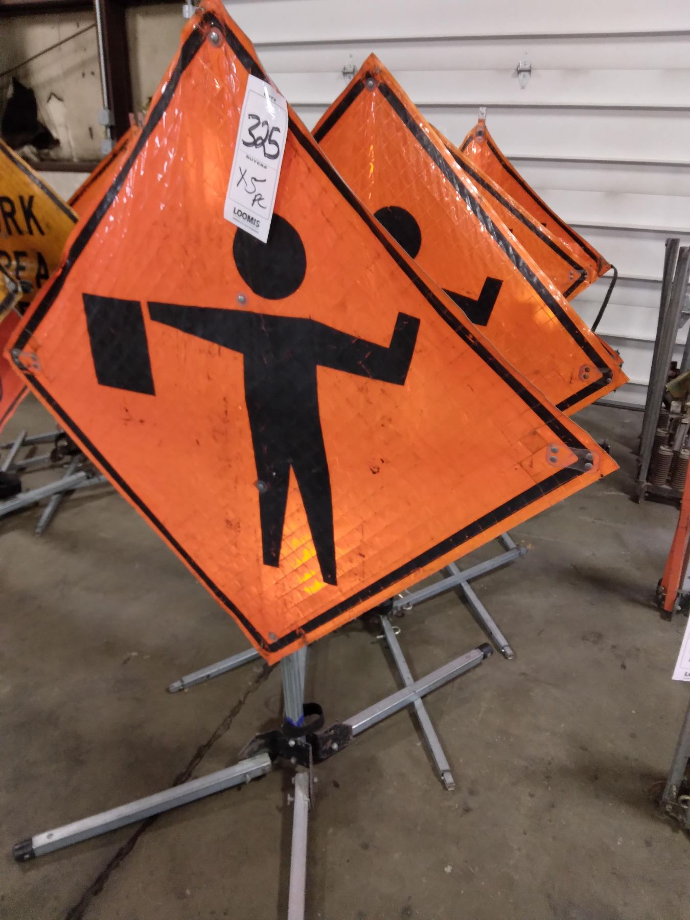 FLAGGER ROAD SIGN AND STAND (X5)