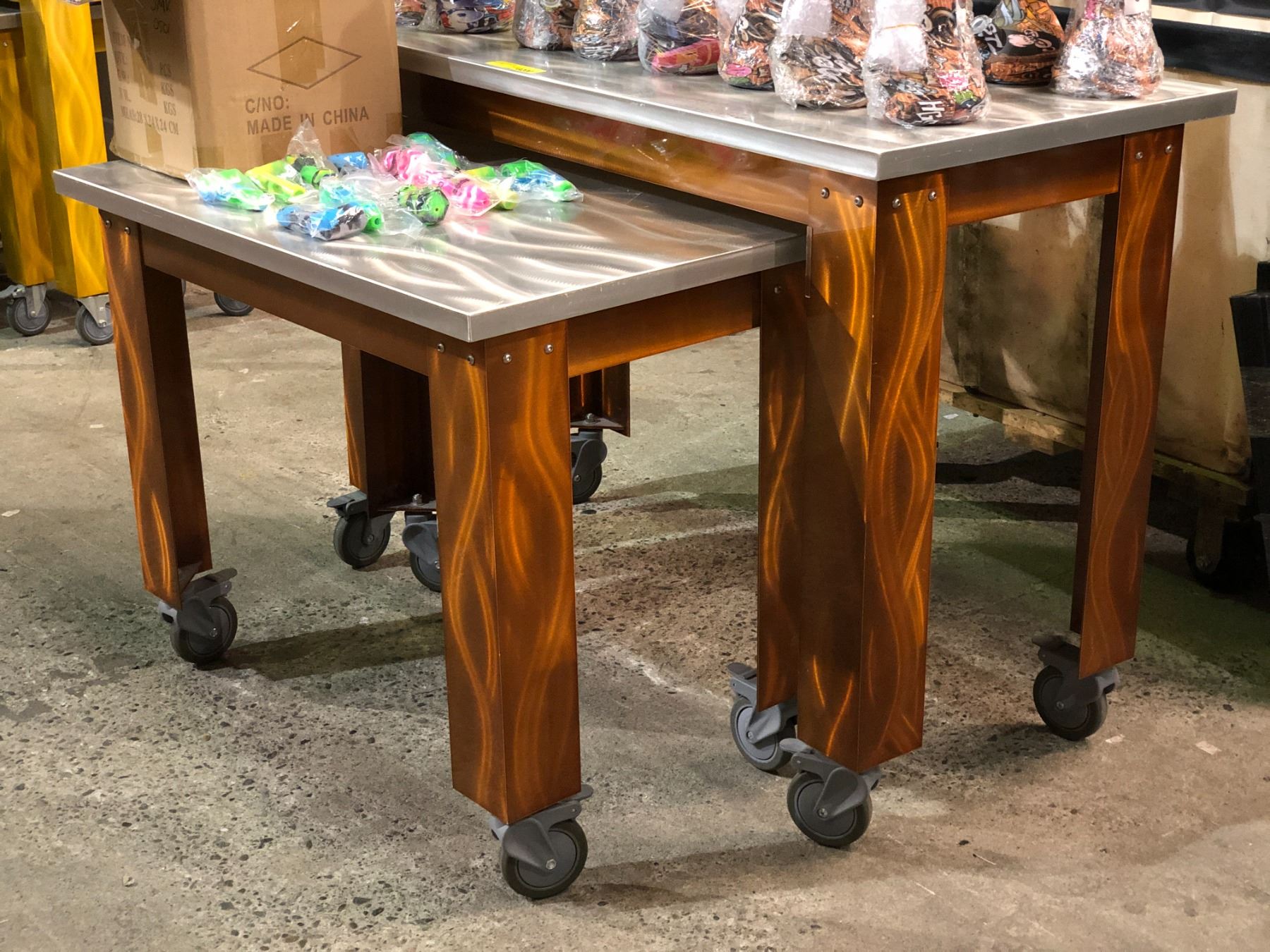 "Snowpiercer" - Set of 2 First Class rolling tables
