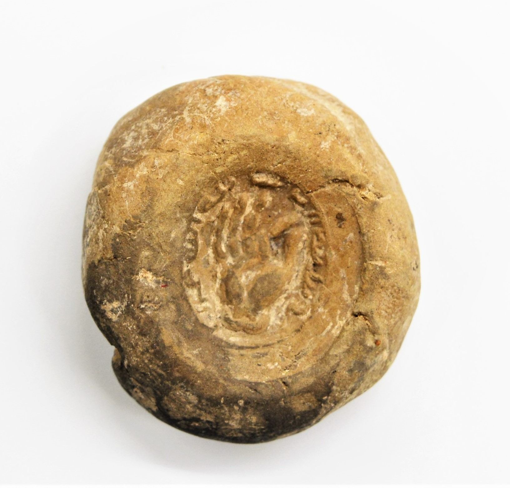 ANCIENT SASANIAN POTTERY BULLAE WITH HAND & INSRIPTIONS