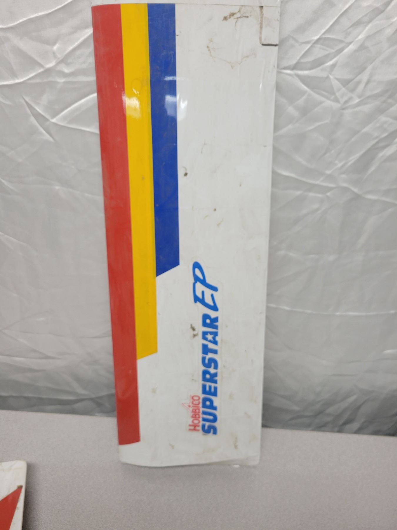 Hobbico Superstar EP model airplane - Schmalz Auctions