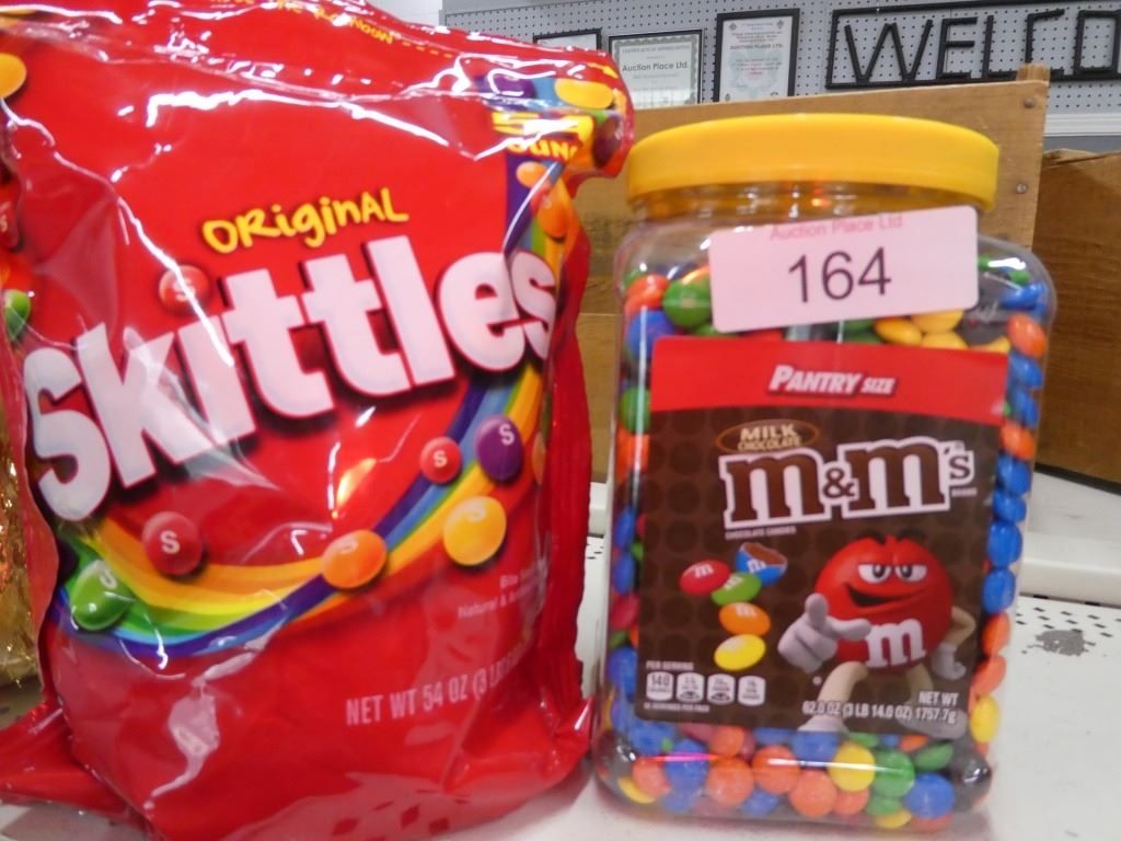 Skittles & M&Ms candy