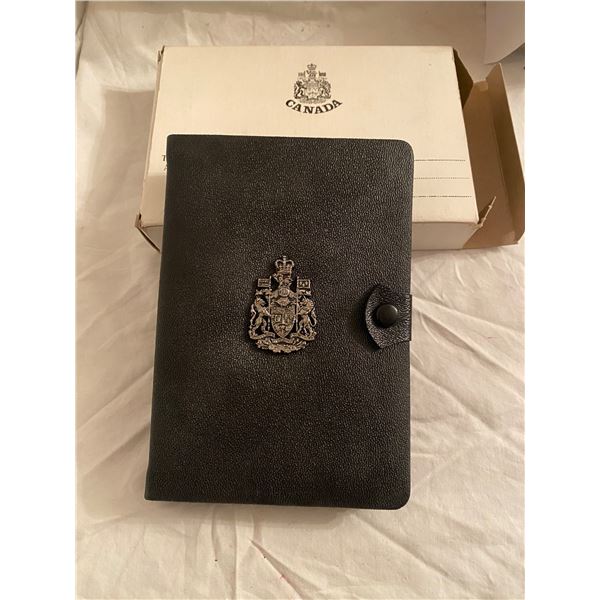 1975 Canada coin set