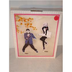 NBO Elvis Plastic Pendulum wall Clock- Legs move