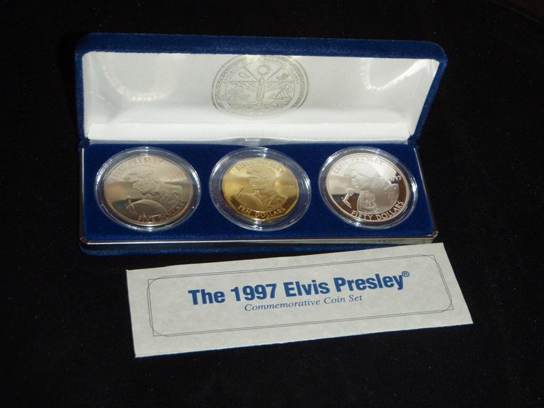1997 Elvis Presley Commemorative 3 Coin Set in Blue Box Marshall Islands