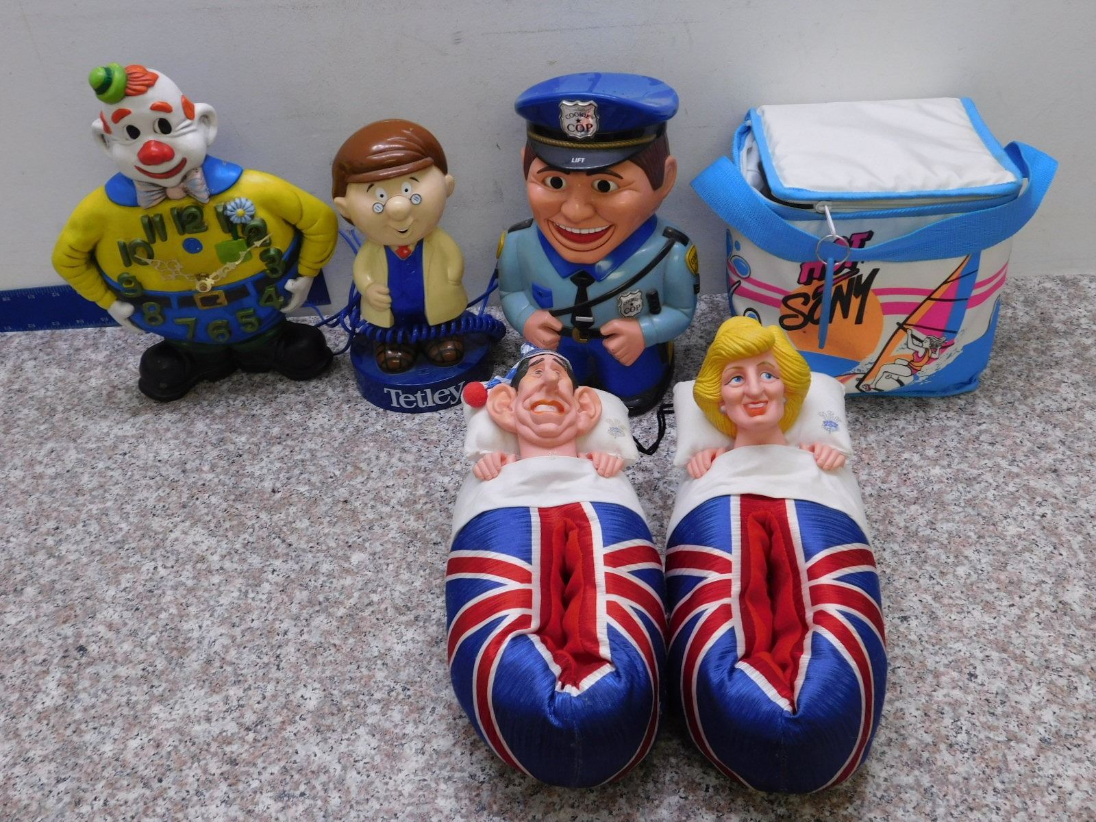 Lot of 6 Vintage Items Clown Clock Tetley Tea Phone King Charles 80s ...