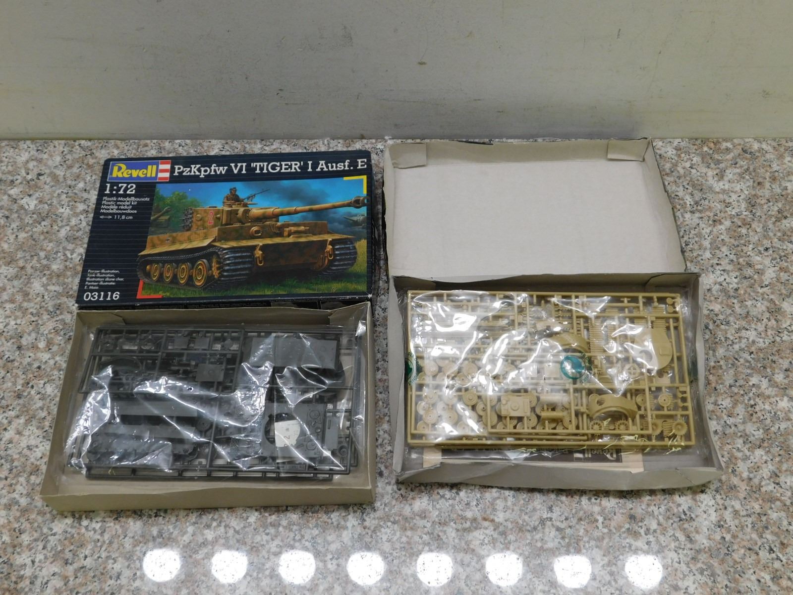 Lot of 2 Revell PzKpfw VI TIGER I Ausf E 1:72 Model Kits Military War