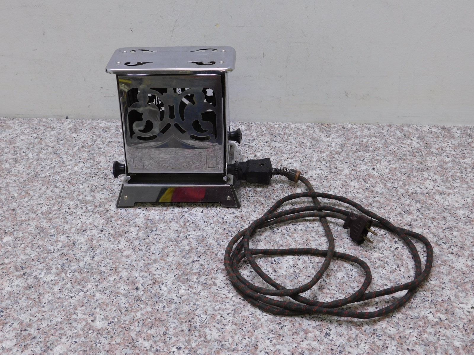 Vintage Antique Electric Toaster With Cord
