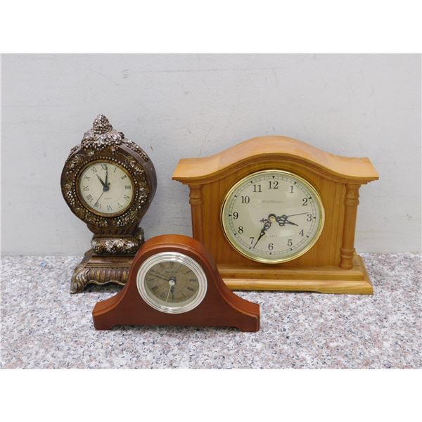 Lot of 3 Mantle Clocks Quartz Vintage Wooden Michael C Fina Skytimer