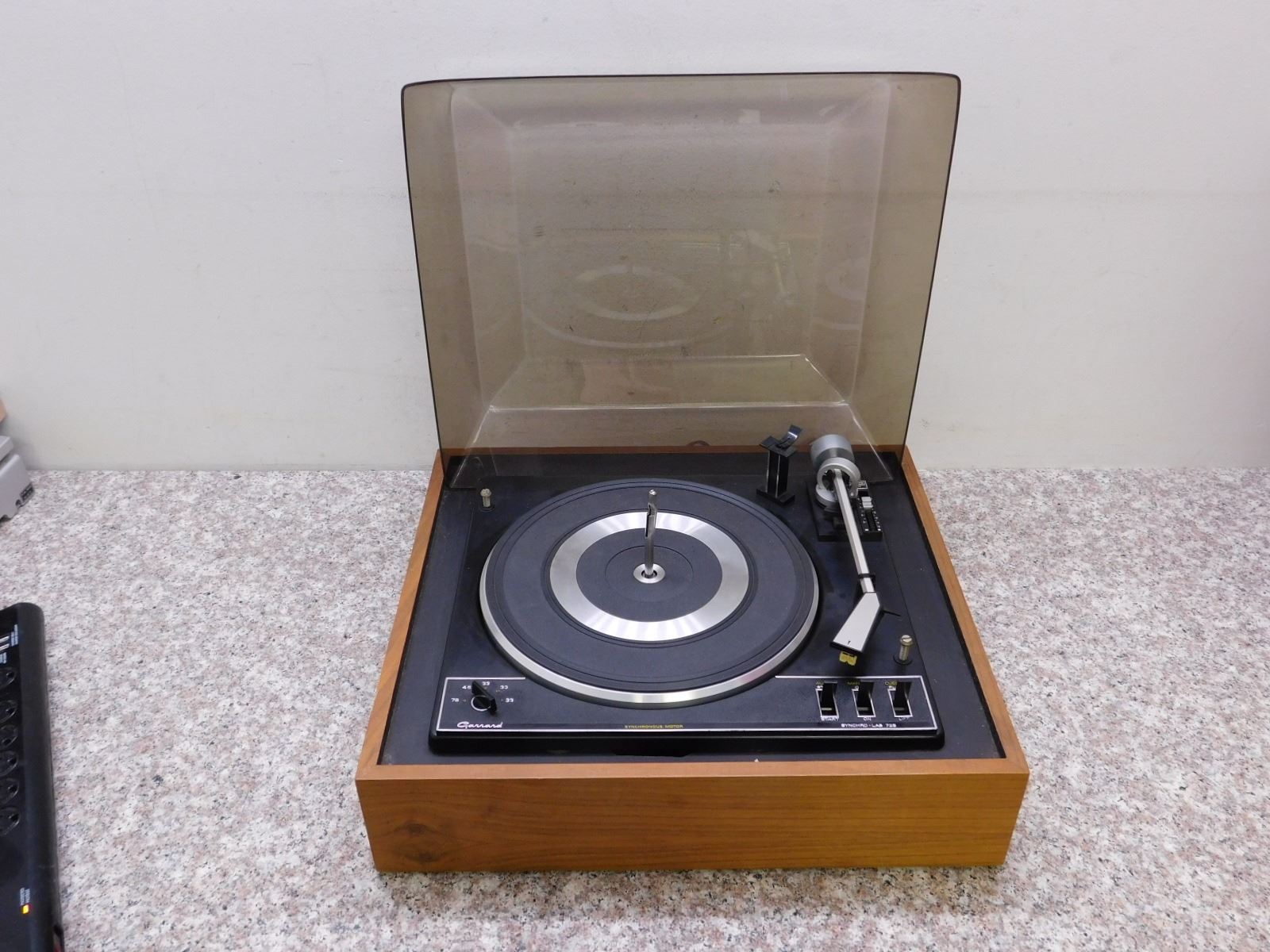 Vintage Garrard Synchro Lab 72B Turntable Record Player Works