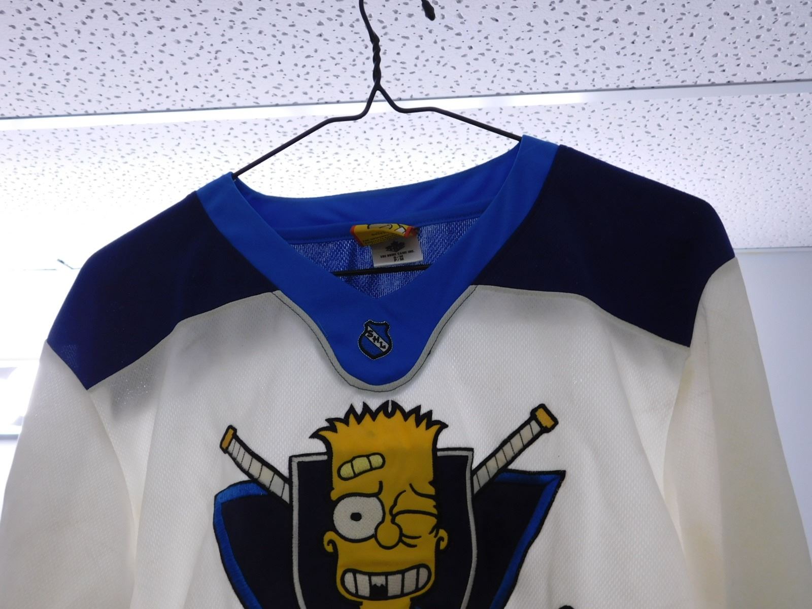 Springfield Bart Simpson Hockey Jersey Size Small Youth
