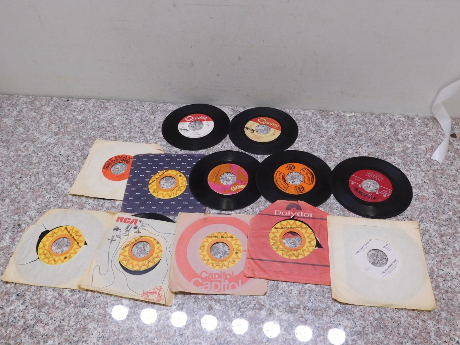 Lot of 12 Winnipeg Based Musicians Sunshine Records The Guess Who C ...