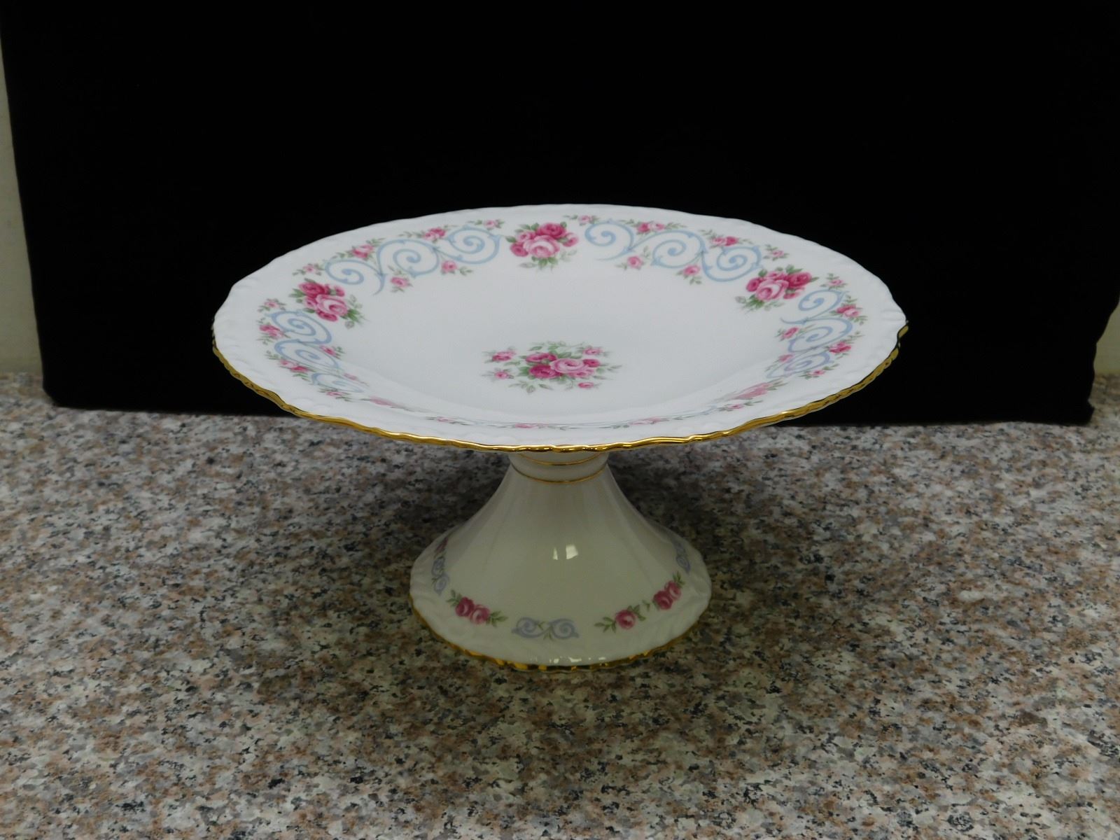 Tuscan Made in England Antoinette Dessert Serving Pedestal Dainty Tray ...