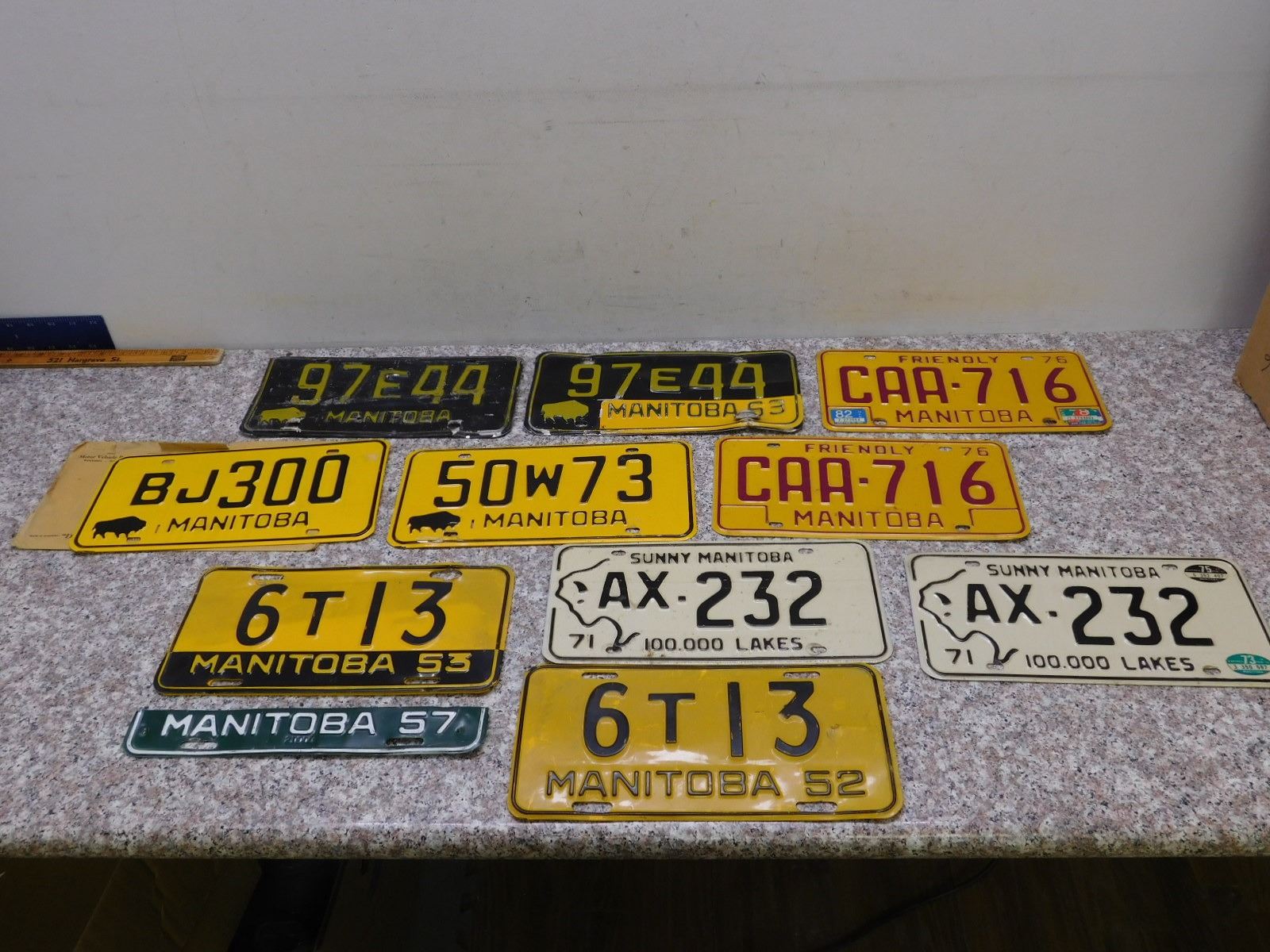 10 Vintage Manitoba License Plates (2 matching plates each for 1952 ...