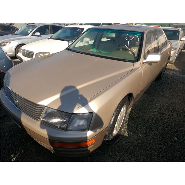 LEXUS LS 400 1995 T