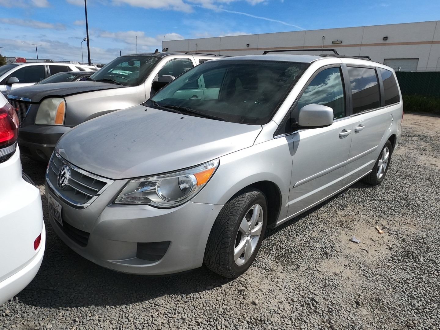VW ROUTAN 2011 T/REPO
