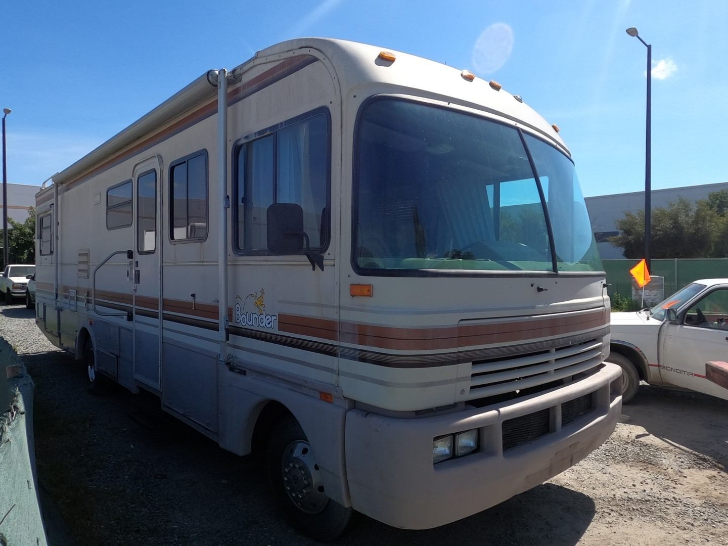 BOUND MOTORHOME 1992 T-DONATION