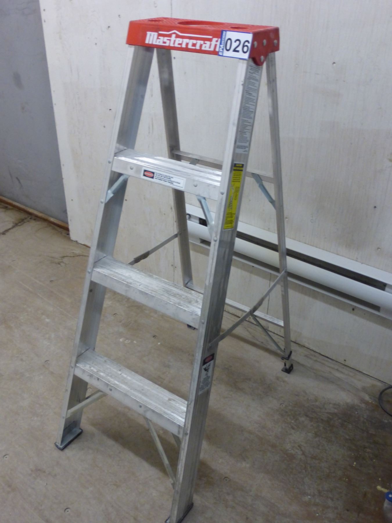 10' Aluminum ladder and 4' Alum. step ladder