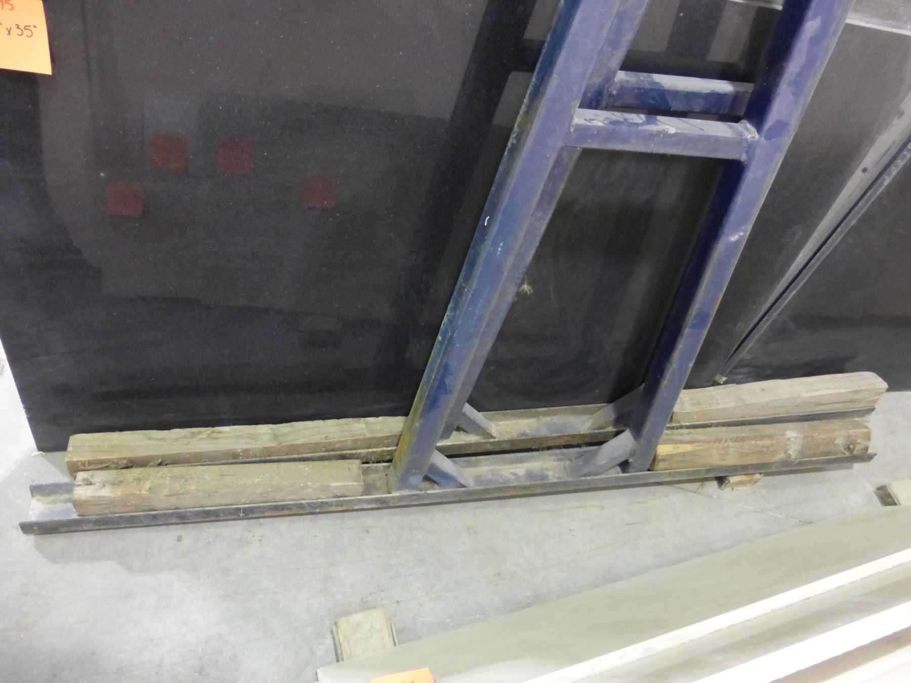 Metal slab stand