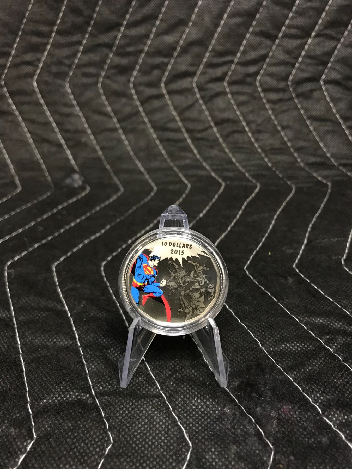 1oz Silver 2015 Superman Gauntlet Combat Coin