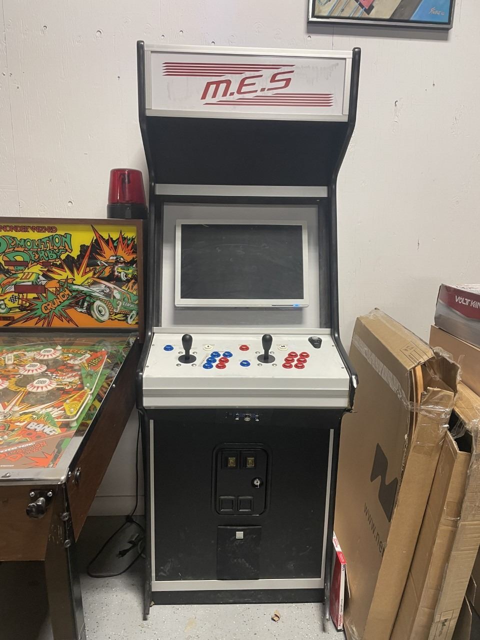 MES Video Game Console, WORKS, Plays 500+ games Super Nintendo, Saga ...