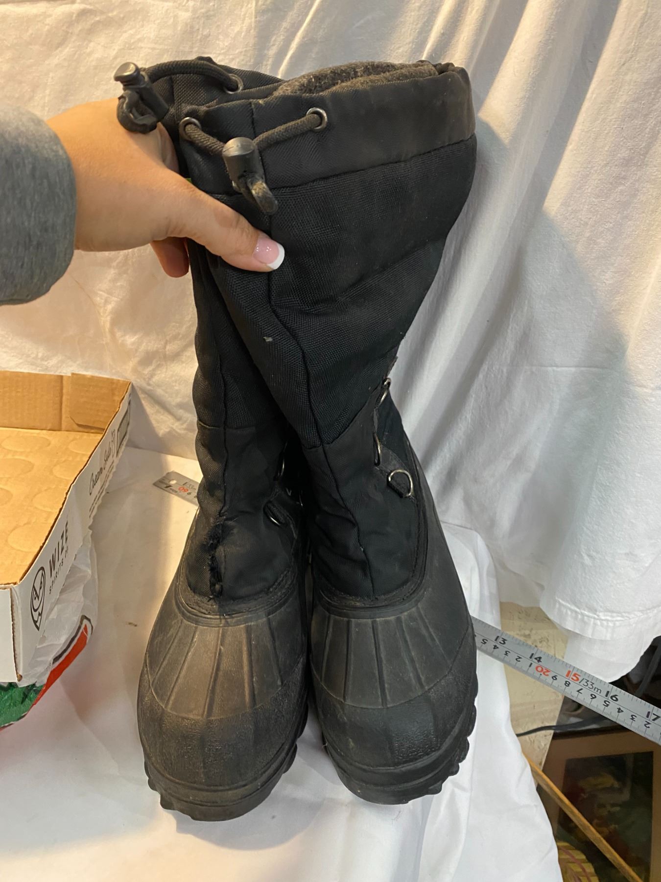 Wind river boots size 11