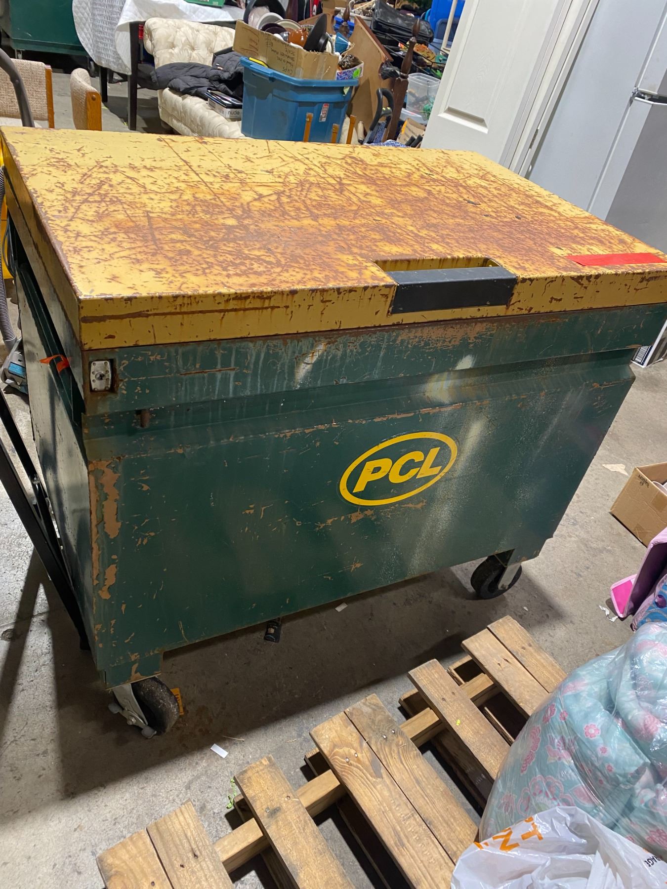 Storage box on casters 48"x30" x 43" tall