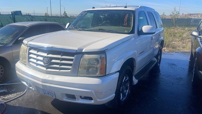 2004 Cadillac Escalade