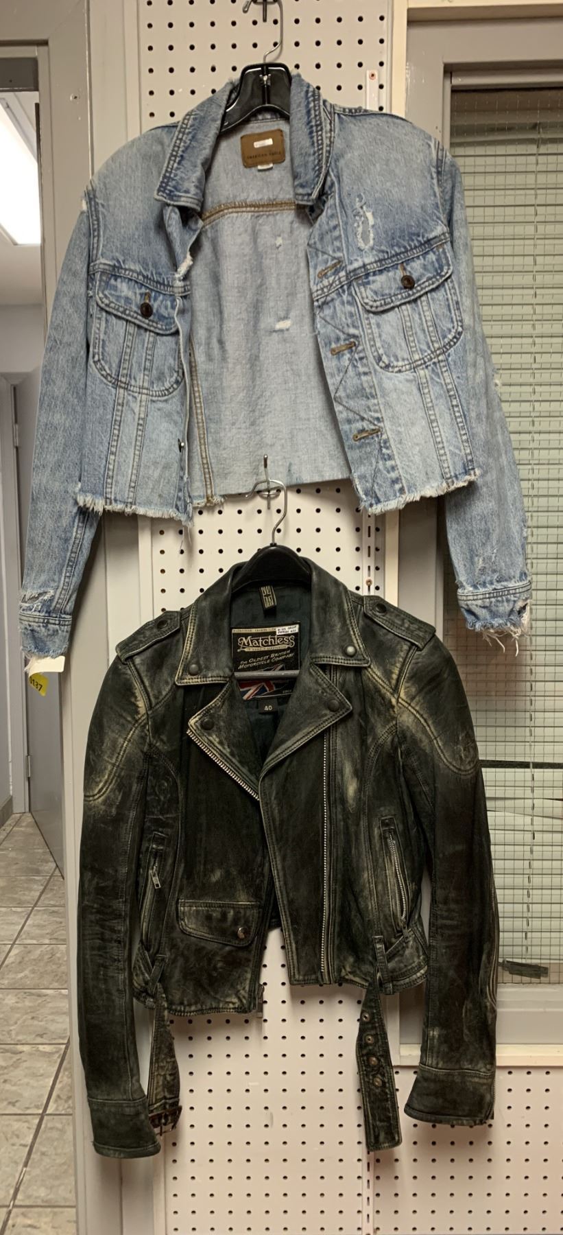 Distressed outfits from Altered Carbon - includes American eagle jean ...