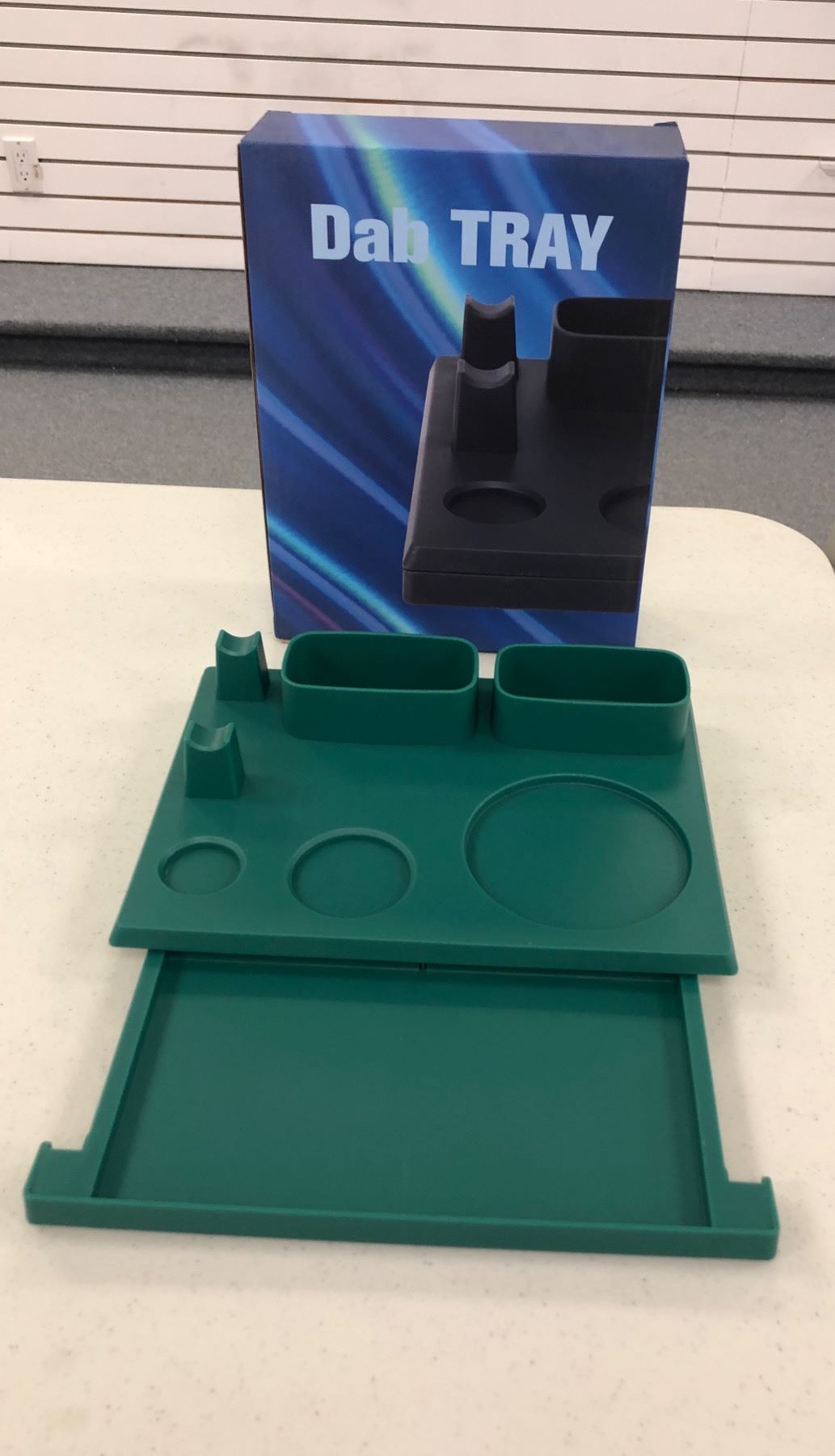 Group of assorted coloured plastic Dab trays in boxes - includes pink ...