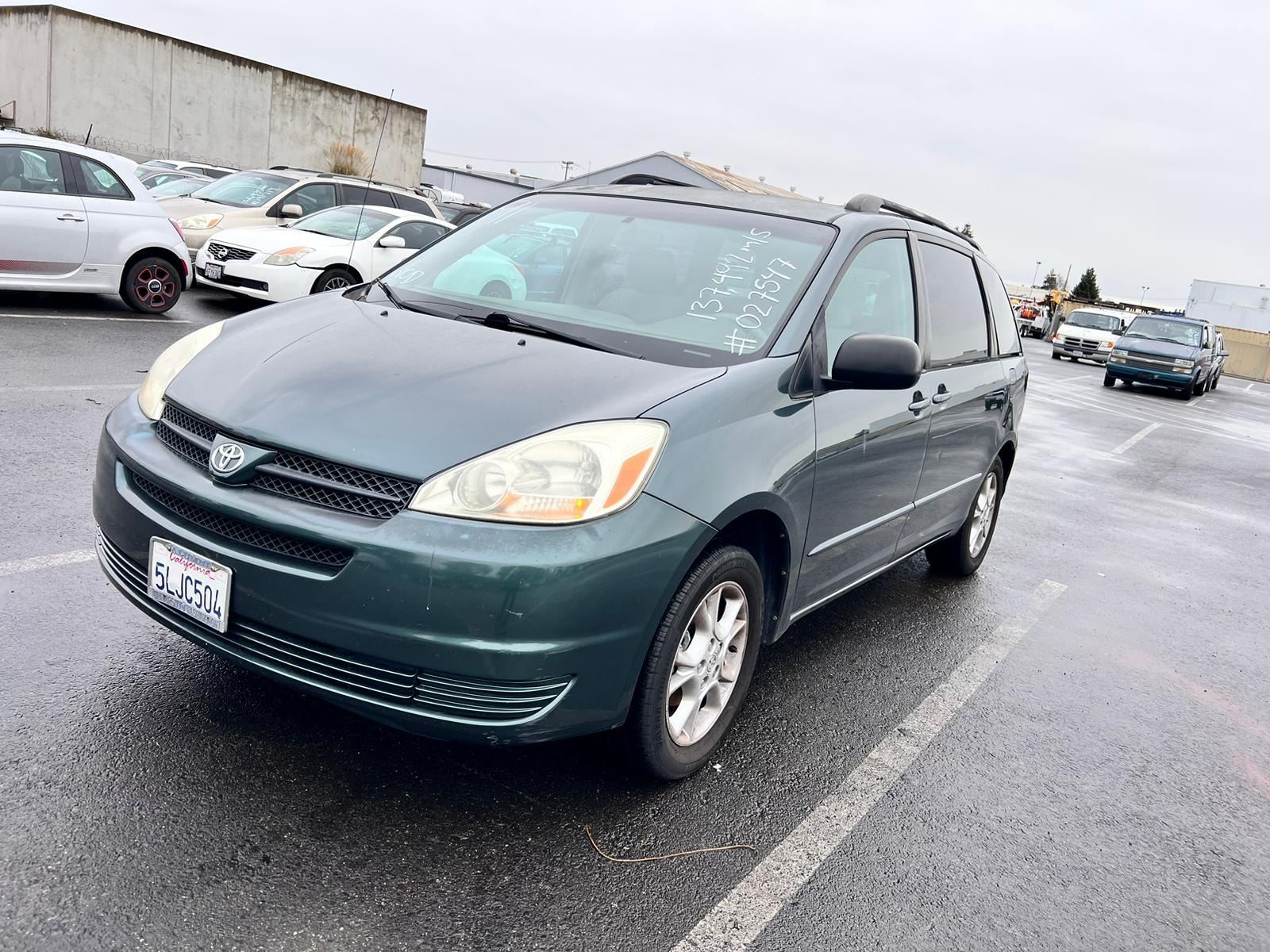 2004 Toyota Sienna LE 7 Passenger